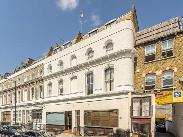 Netherwood Road, London W14 3 bed flat to rent £3,000 pcm £692 pw