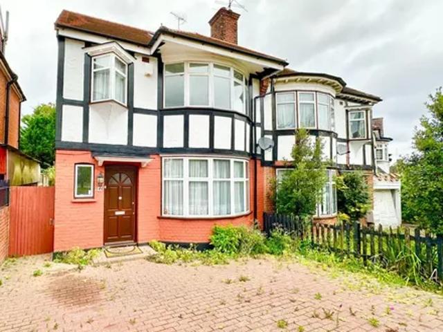 Nether Street, London, N3 1JG, United Kingdom | 5 bed duplex for rent #131102523 | Rentberry