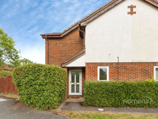 Nether Vell Mead, Church Crookham, Fleet GU52, 1 bed property to rent, £1,200 pcm | PrimeLocation