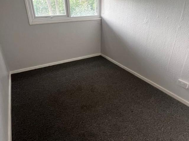 NETHERFIELD ROOM RENTAL