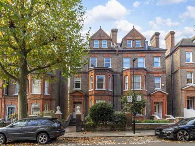 Netherhall Gardens, Hampstead, 2 Bedroom Apartment