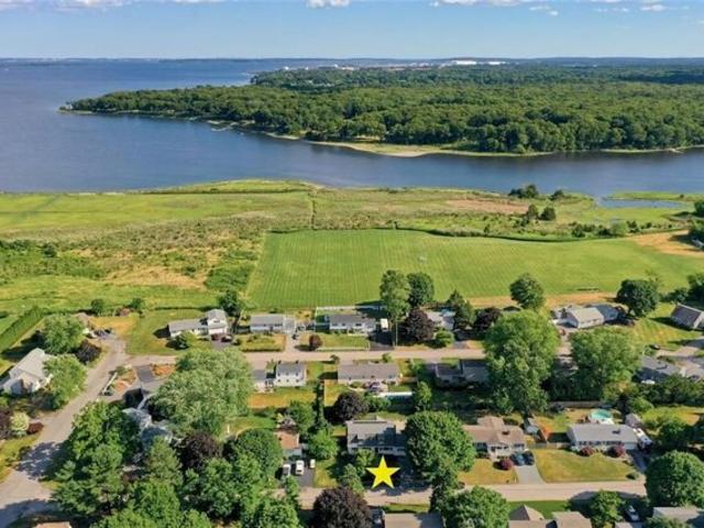 Netop Dr, Warwick, Home For Sale