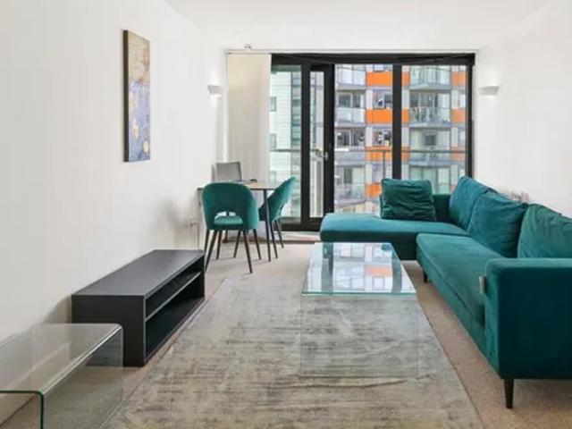 Neutron Tower, 6 Blackwall Way, London, E14 9GN, United Kingdom | 1 bed apartment for rent #138932997 | Rentberry