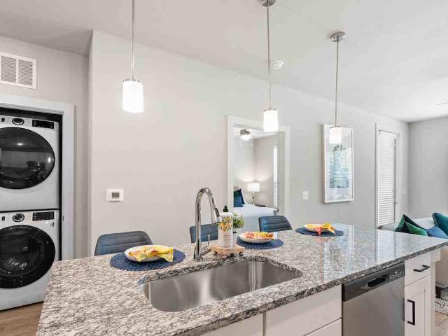 Neuhaus 1 Bedroom Apartment for Rent at 509 Nursery Rd, The Woodlands, TX 77380 Grogan's Mill