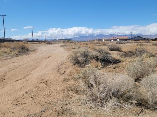 Neuralia Rd, California City, CA 93505