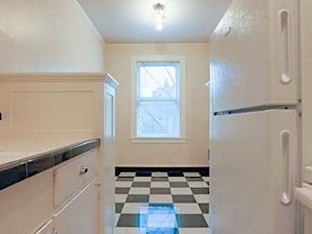 NEVADA COURT APARTMENTS MCM02 Studio Apartment for Rent at 2185 Sw Yamhill St, Portland, OR 97205 Goose Hollow
