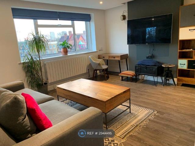Nevena Court, London SW2, 2 bed flat to rent, £2,499 pcm | PrimeLocation