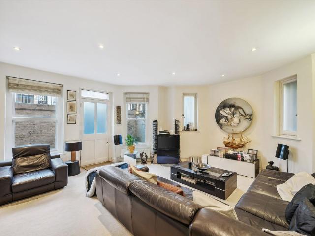 Nevern Mansions, Warwick Road, London SW5, 2 bed flat to rent, £3,150 pcm | PrimeLocation