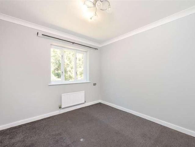 Neville Close, Hounslow, London, TW3