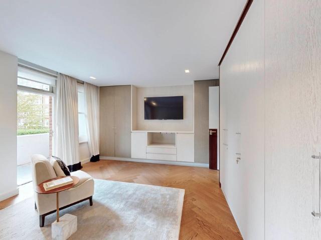 Neville Court, Abbey Road, NW8