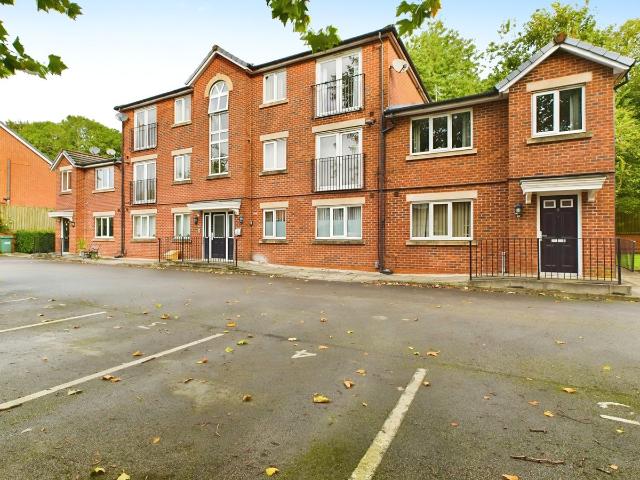 Neville Street, Wigan WN2, 2 bed flat to rent, £750 pcm | PrimeLocation