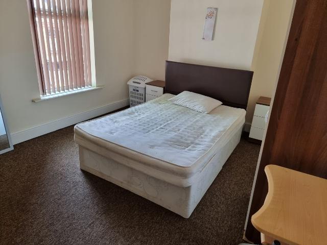 Neville Street, Stoke On Trent ST4, Room to rent, £450 pcm | PrimeLocation