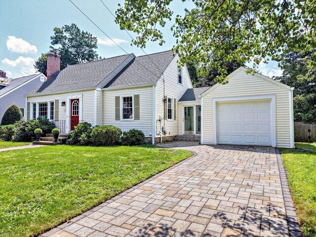 Nevins Ave, Longmeadow, Home For Sale