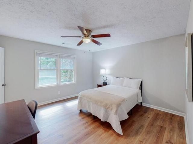NEW7 ROOMS • Maid Service • 1 Gig WiFi • Close to 575 & Shopping!