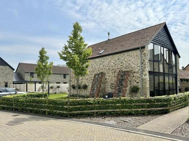 Newton Court, Corfe, 3 Bedroom Detached