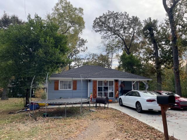 Newton Dr