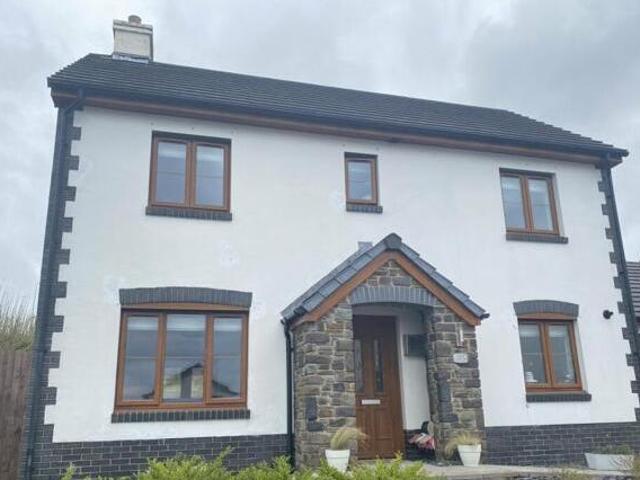 Newton Heights, Kilgetty, 3 Bedroom Detached