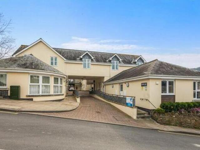 Newton Hill, Bishops Court, Newton Ferrers, 2 Bedroom Flat