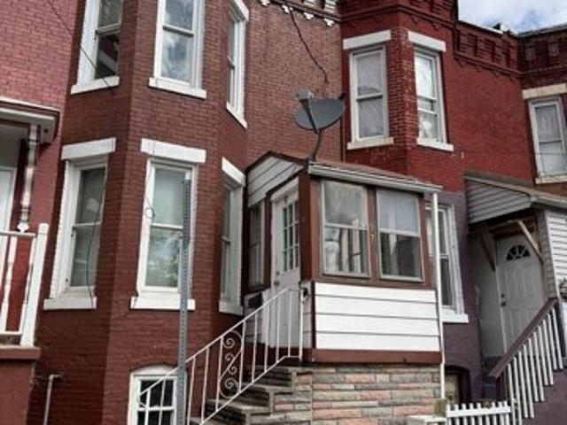 Newton St, Holyoke, Home For Sale