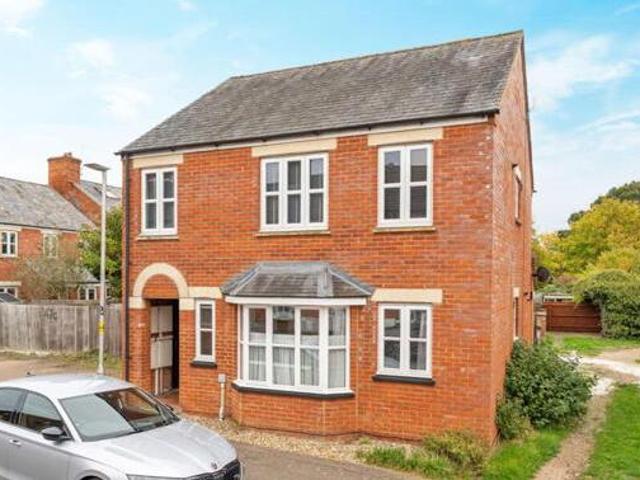 Newton Street, Olney, 2 Bedroom Ground