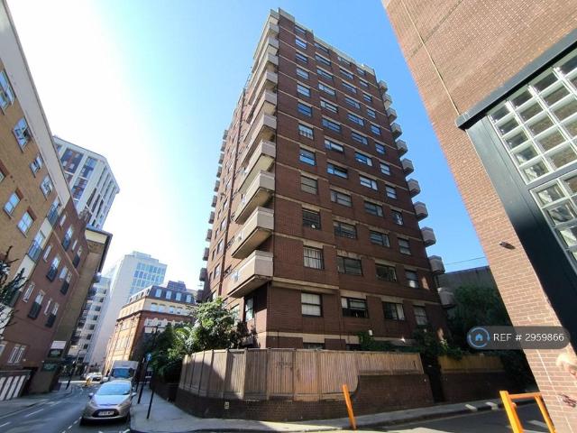 Newton Street, London, WC2B 1 bed flat to rent £2,495 pcm £576 pw