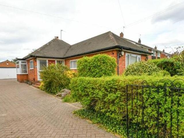 Newton Park Road, Newton, 2 Bedroom Bungalow