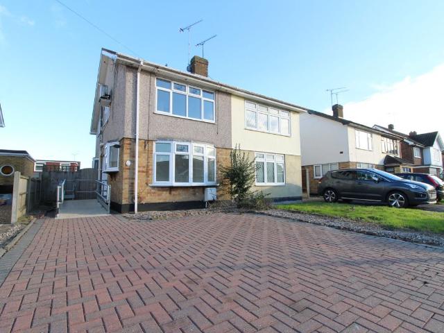 Newton Park Road, Thundersley SS7, 2 bed semi detached house to rent, £1,600 pcm | PrimeLocation