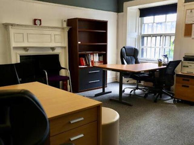 Newton Place, Glasgow, Serviced Office To