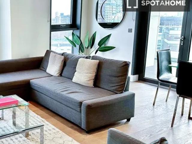 Newton Preparatory School, 149 Battersea Park Road, Nine Elms, London, SW8 4BX, United Kingdom | 3 bed apartment for rent #137675680 | Rentberry