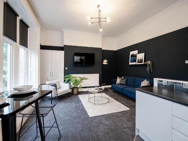 Newton Villas, Chapeltown Road, Leeds LS7, 1 bed flat to rent, £900 pcm | PrimeLocation