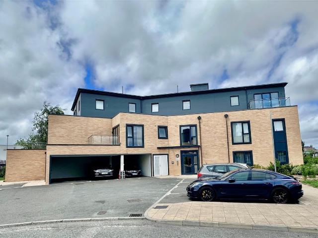Newtown Road, Ashford TN24, 1 bed flat to rent, £1,100 pcm | PrimeLocation