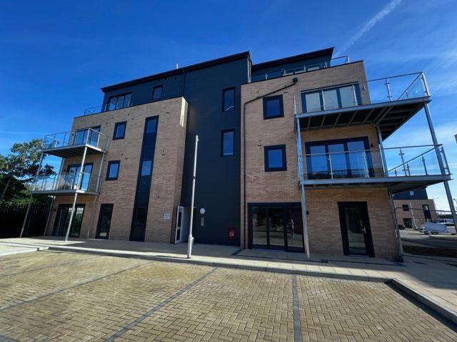 Newtown Road, Ashford TN24, 2 bed flat to rent, £1,300 pcm | PrimeLocation