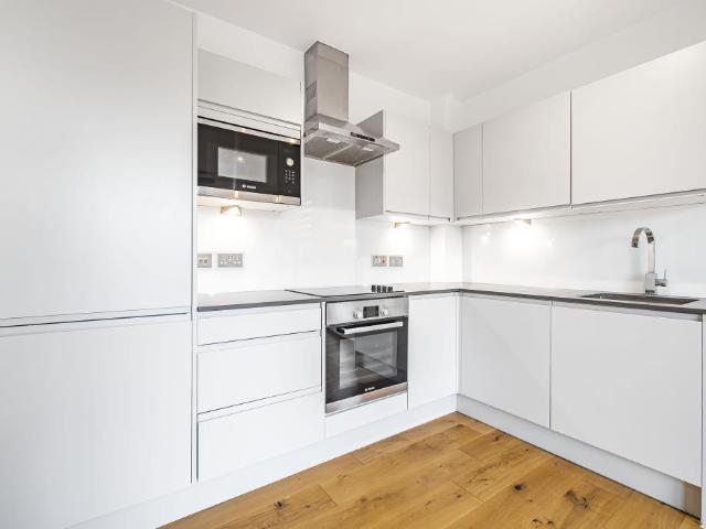 Newtown Road, Henley on Thames, RG9 Studio to rent £1,150 pcm £265 pw