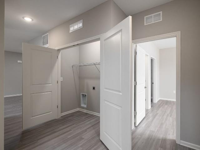 Newtown Woods 2 Bedroom Apartment for Rent at 10605 Newtown Woods Trl, Louisville, KY 40118 Fairdale