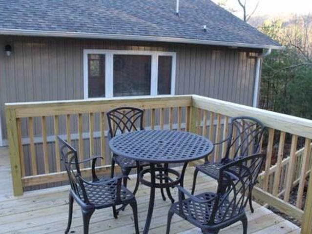 NewWell_Appointed Loft with Garage in the Woods