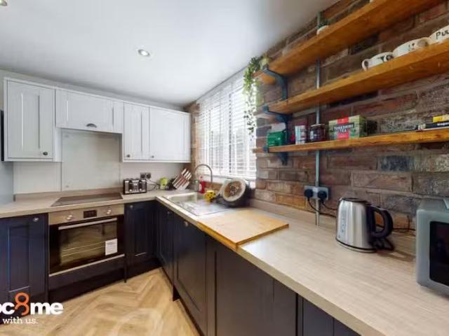 Nice 3 bedroom house for rent in Carlyle Road, Birmingham, B16