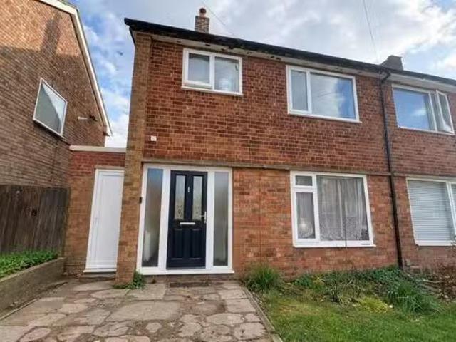 New 3 bedroom house for rent in Grafton Road, B90