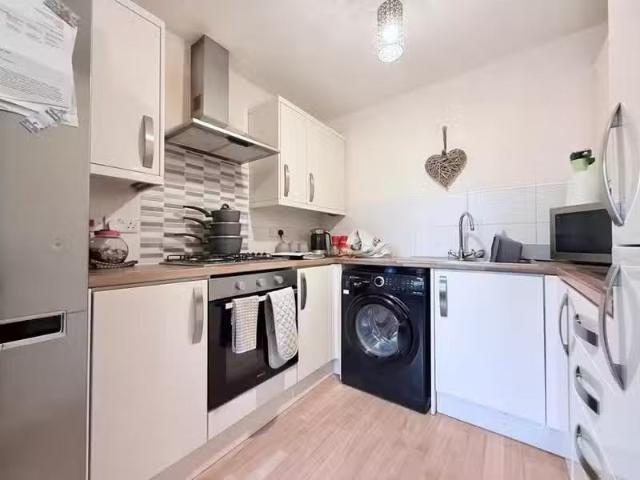 For Rent! 3 bedroom house for rent in Wharncliffe Road, Nottin.
