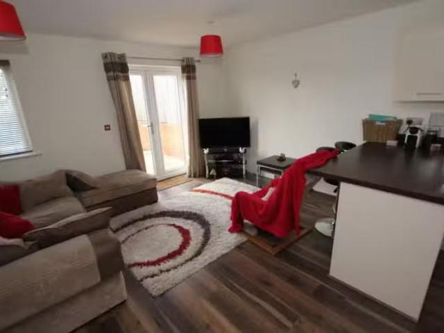 Unique 3 bedroom semi detached house for rent in Briarwood Roa.