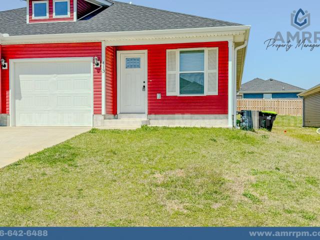 New 3 Bedroom Townhome!