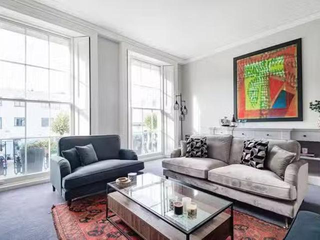 Unique 3 BR Chepstow Place