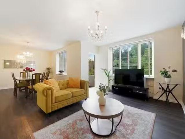 Cheap 3 BR Finchley Road