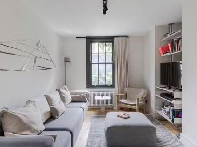 Nice 3 BR Islington Park Street
