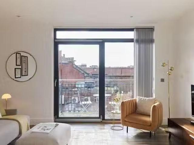 Unique 3 BR Manor Park Road