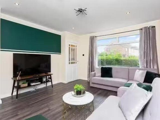 New 3 BR Niddrie Marischal Crescent