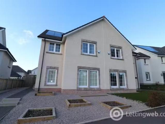 For Rent! 3 BR Property to rent in Craigbank Drive, Cults, Abe.