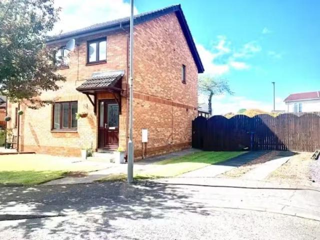 Nice 3 BR Property to rent in Larbert