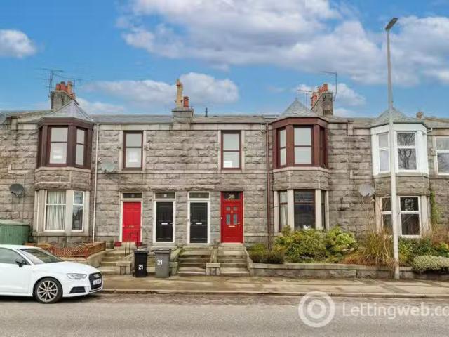 Unique 3 BR Property to rent in Leslie Road, Aberdeen, AB24