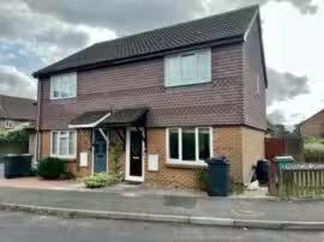 Just in! 3 BR Property & Houses to Rent: Middleton Gardens, Ba.