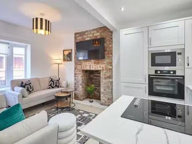 Nice 3 BR Studley Terrace